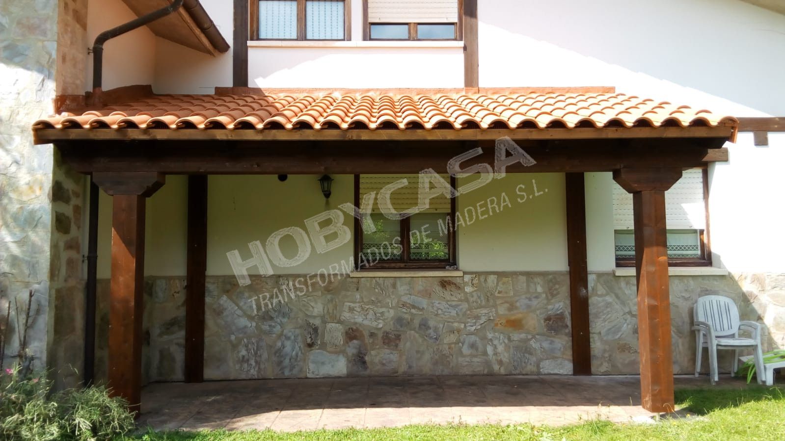 PORCHES DE MADERA Y TEJA – Blog de Hobycasa
